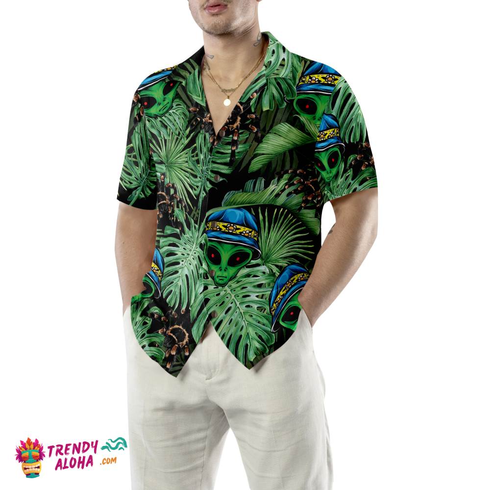 Alien Hawaiian Outfits - Trendy Aloha